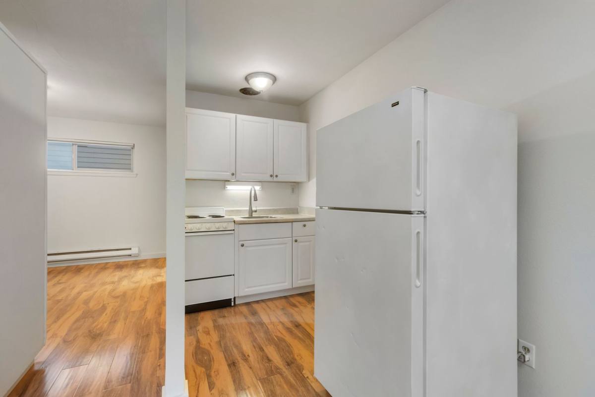 5227-5233 Brooklyn Ave, NE, Seattle, WA 98105 | RentalSource