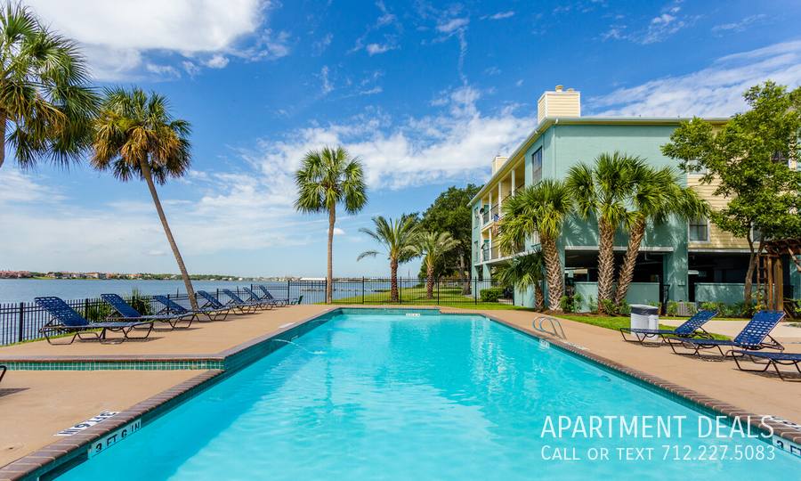 1815 Larrabee St, Seabrook, TX 77586 (#78177058) | RentalSource