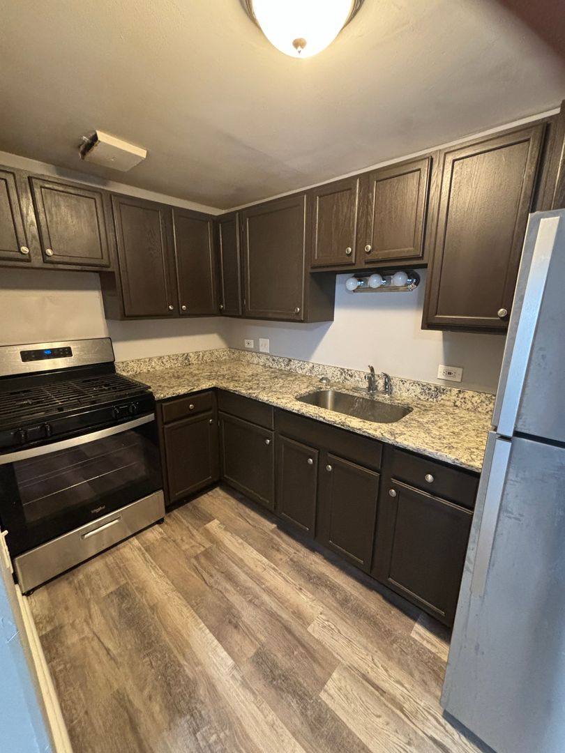 3121 W Madison St #103, Chicago, IL 60612 (#78986375) | RentalSource