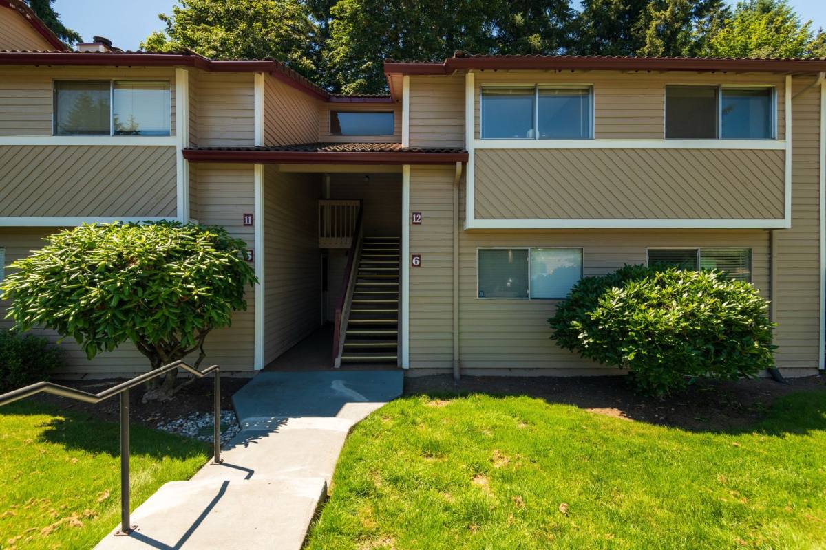 17533 149th Ave SE, Renton, WA 98058 - Apartment For Rent | RentalSource