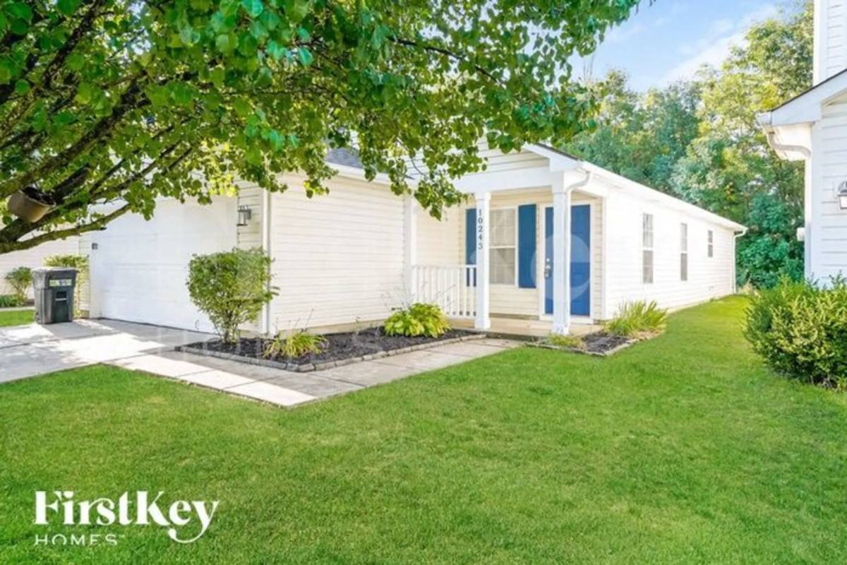 10243 Blue Sky Dr, Avon, IN 46123 (#79299288) | RentalSource