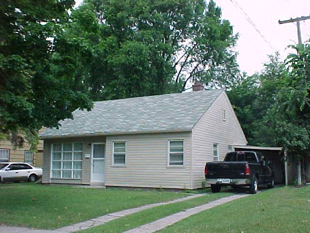 12710 Saratoga St, Oak Park, MI 48237 (#79508507) | RentalSource