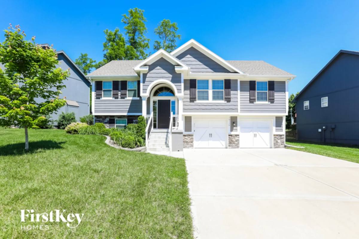 10736 N Laurel Ave, Kansas City, MO 64157 (#79634768) | RentalSource