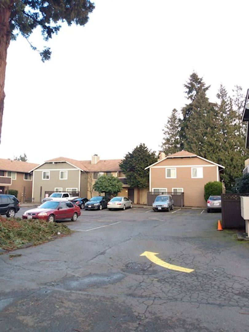 303, 305, 307 2nd Ave NE, Puyallup, WA 98372 (#82143039)