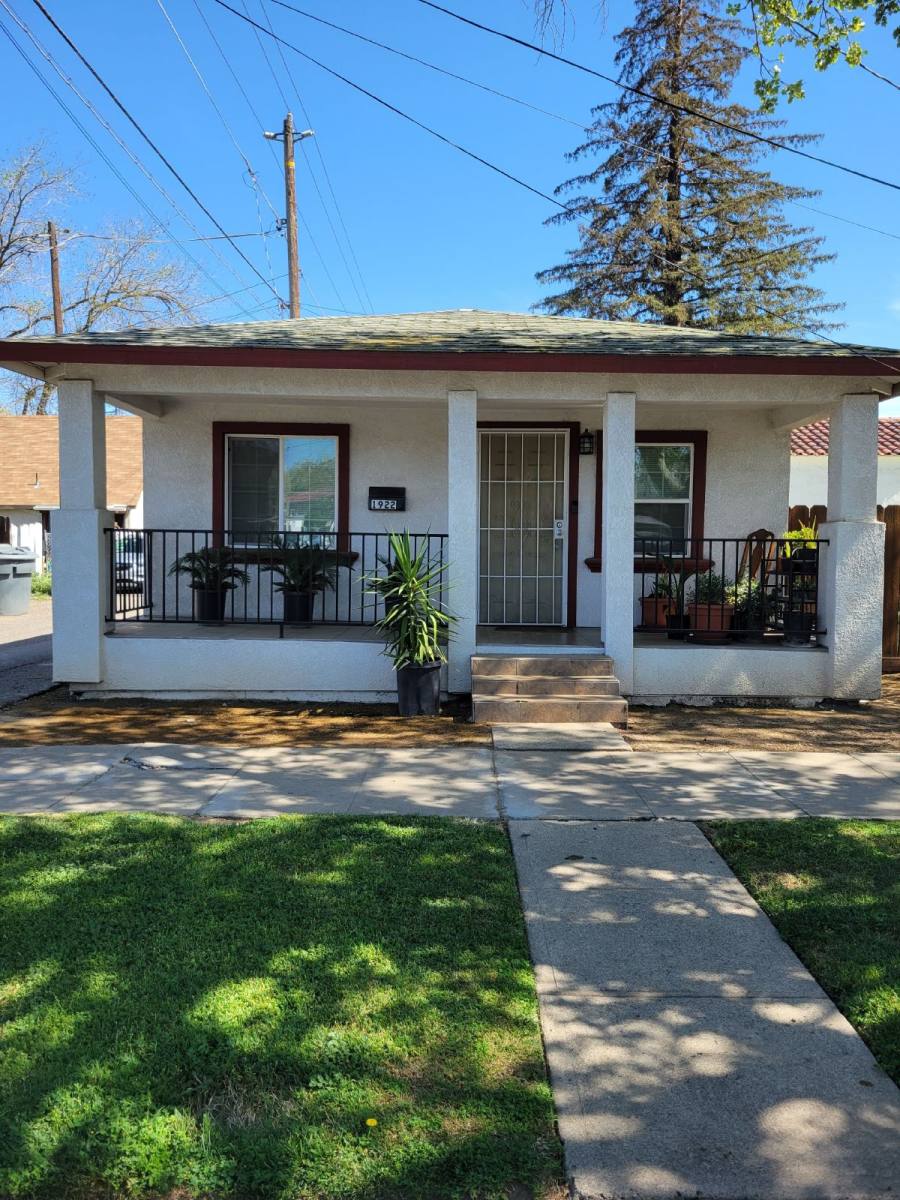 1922 Martin Luther King Jr Way, Merced, CA 95340 (#82230821) | RentalSource