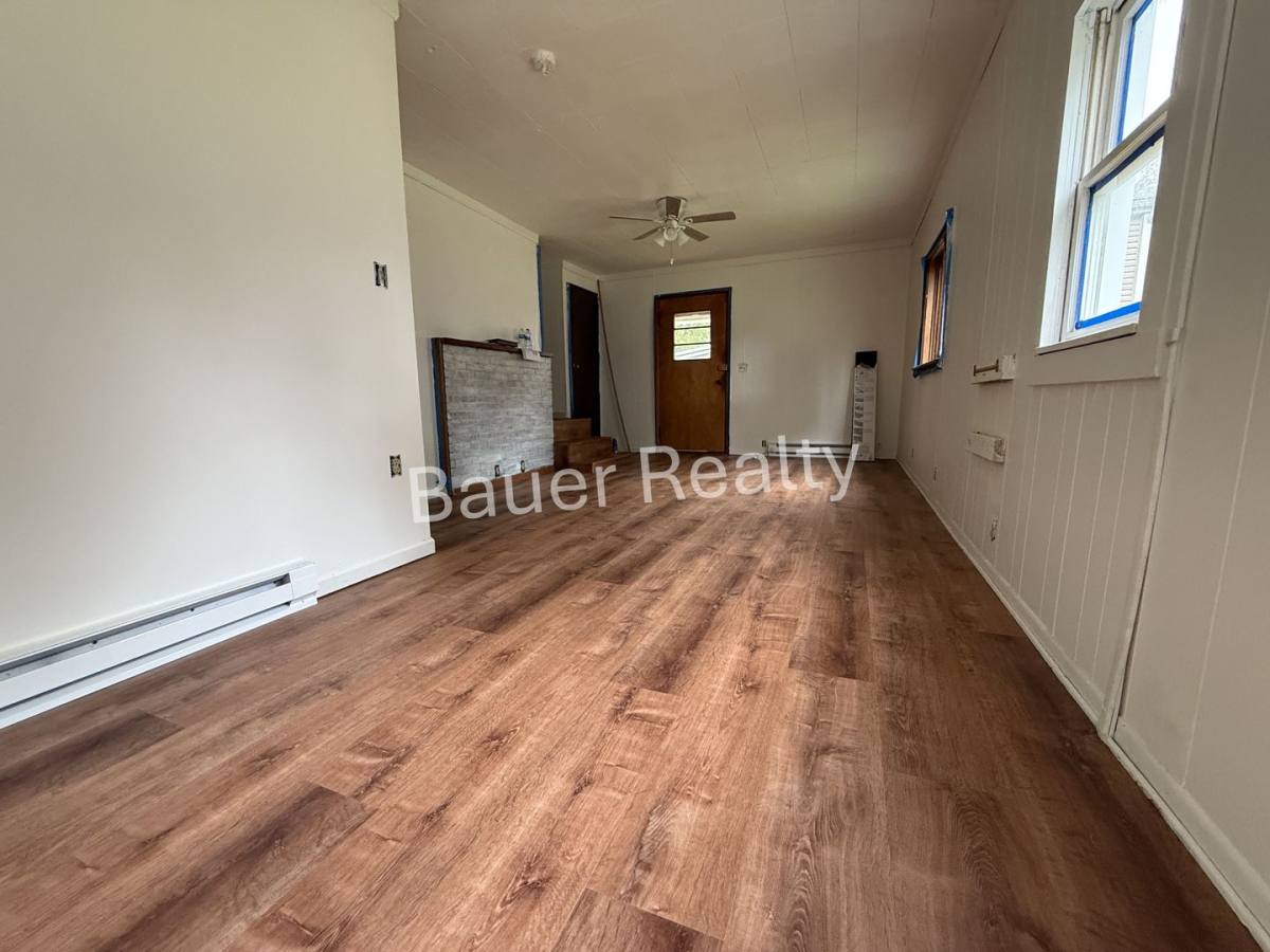 728 W 10th St, Ashland, OH 44805 | RentalSource