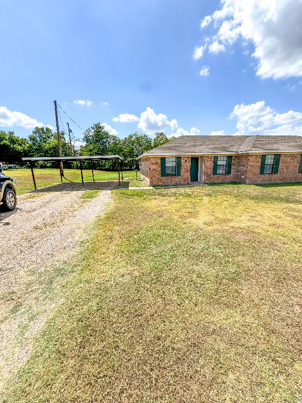 207 Betty Jane Lane #1, China Spring, TX 76633 (#82432780)