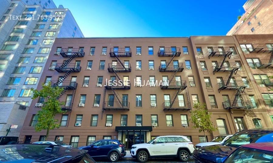 152-156 E 84th St #5FG, New York, NY 10028 (#82512322) | RentalSource