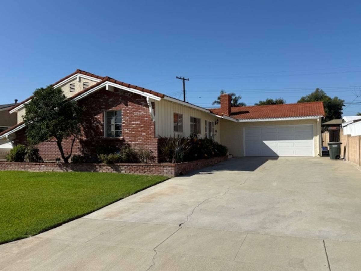 13923 Biola Ave, La Mirada, CA 90638 (#82574148) | RentalSource