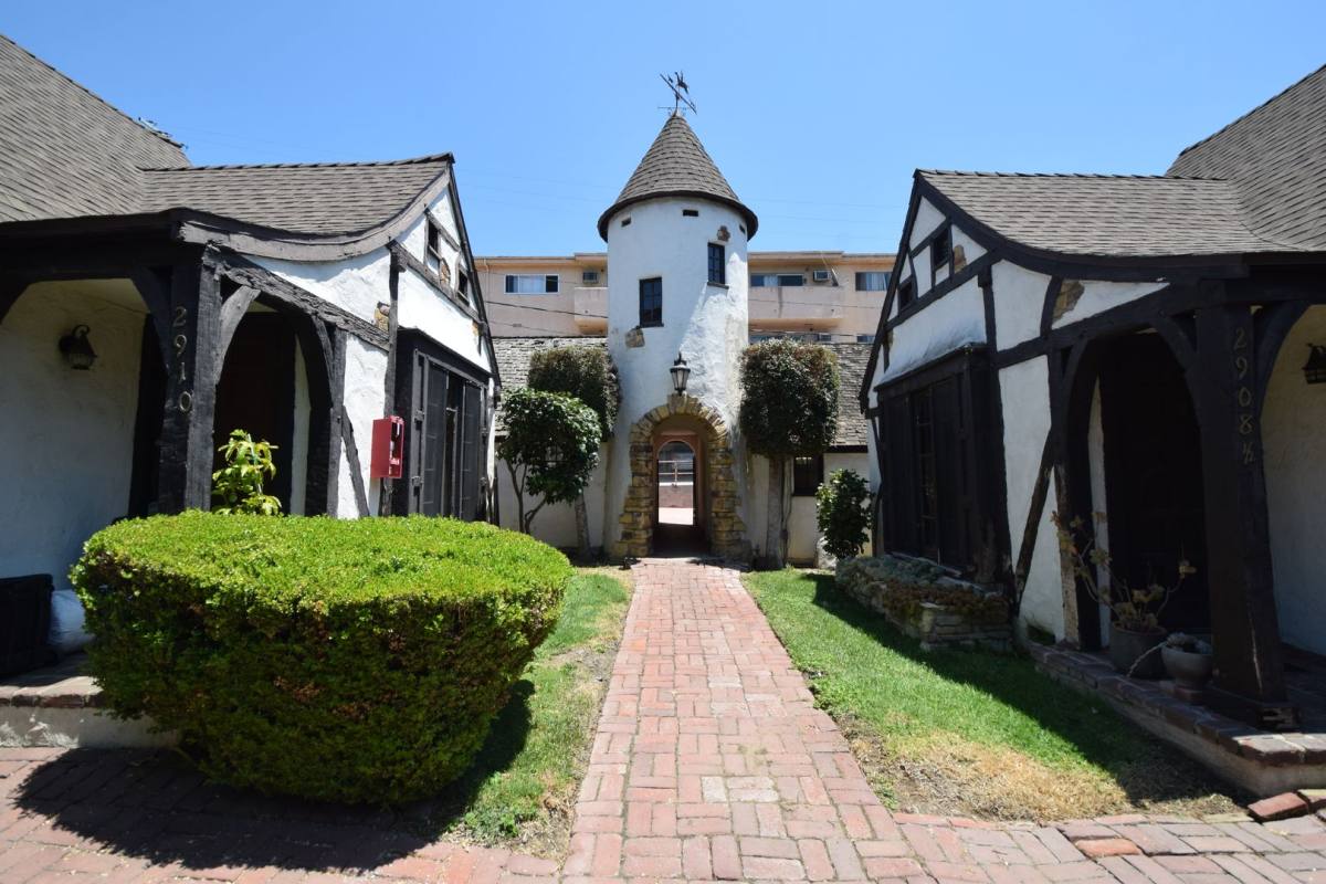 2906 Griffith Park Blvd, Los Angeles, CA 90027 | RentalSource