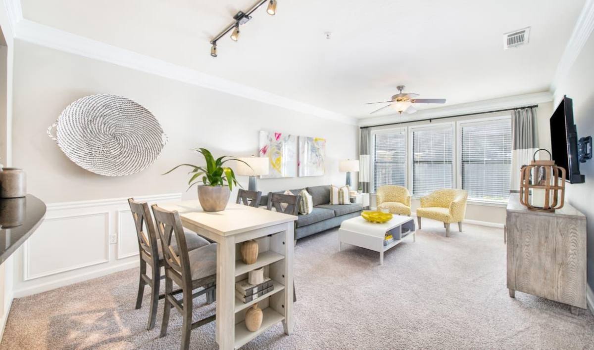 40 Peachtree Valley Rd NE, Atlanta, GA 30309 | RentalSource