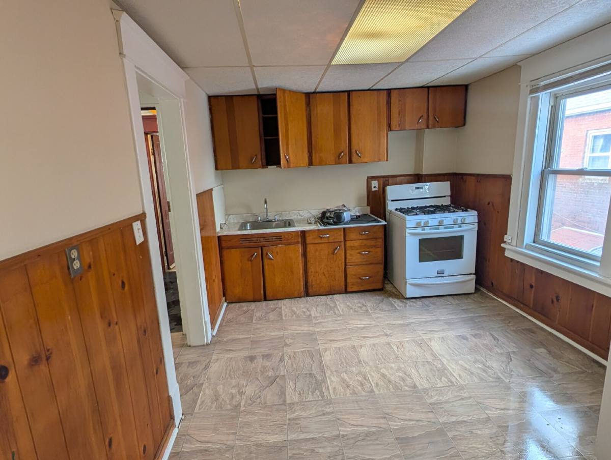 1264 Electric Ave #4, Buffalo, NY 14218 | RentalSource