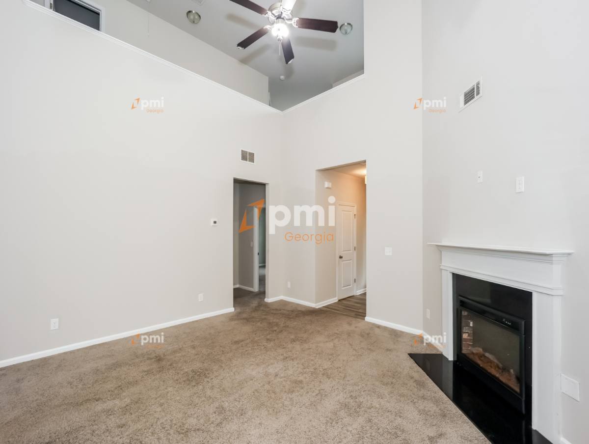 3654 Madison St, Atlanta, GA 30337 - $2,495 | RentalSource