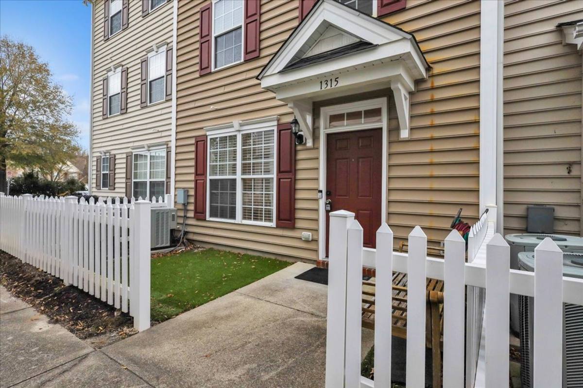 1315 Teton Circle, Suffolk, VA 23435 | RentalSource