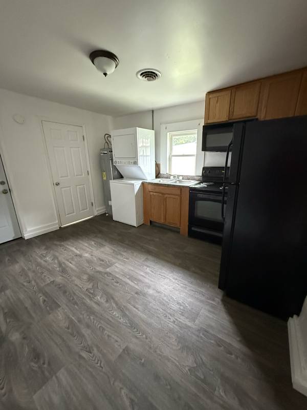 717 Falls St, Blackstone, VA 23824 | RentalSource