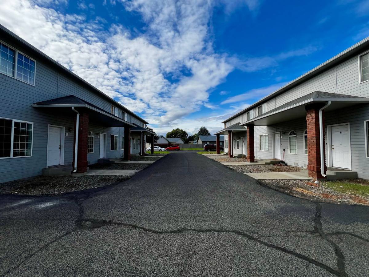 1231 S 75th Ave, Yakima, WA 98908 | RentalSource