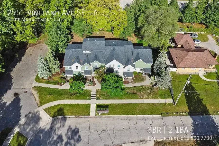 2951 Vineland Ave SE #6, Grand Rapids, MI 49508 | RentalSource