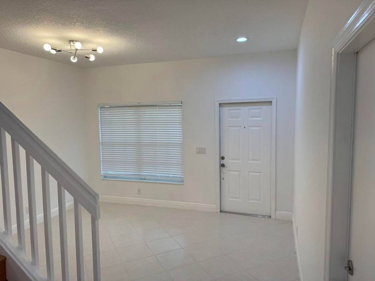 18237 Boca Way Dr, Boca Raton, FL 33498 - $3,300 | RentalSource