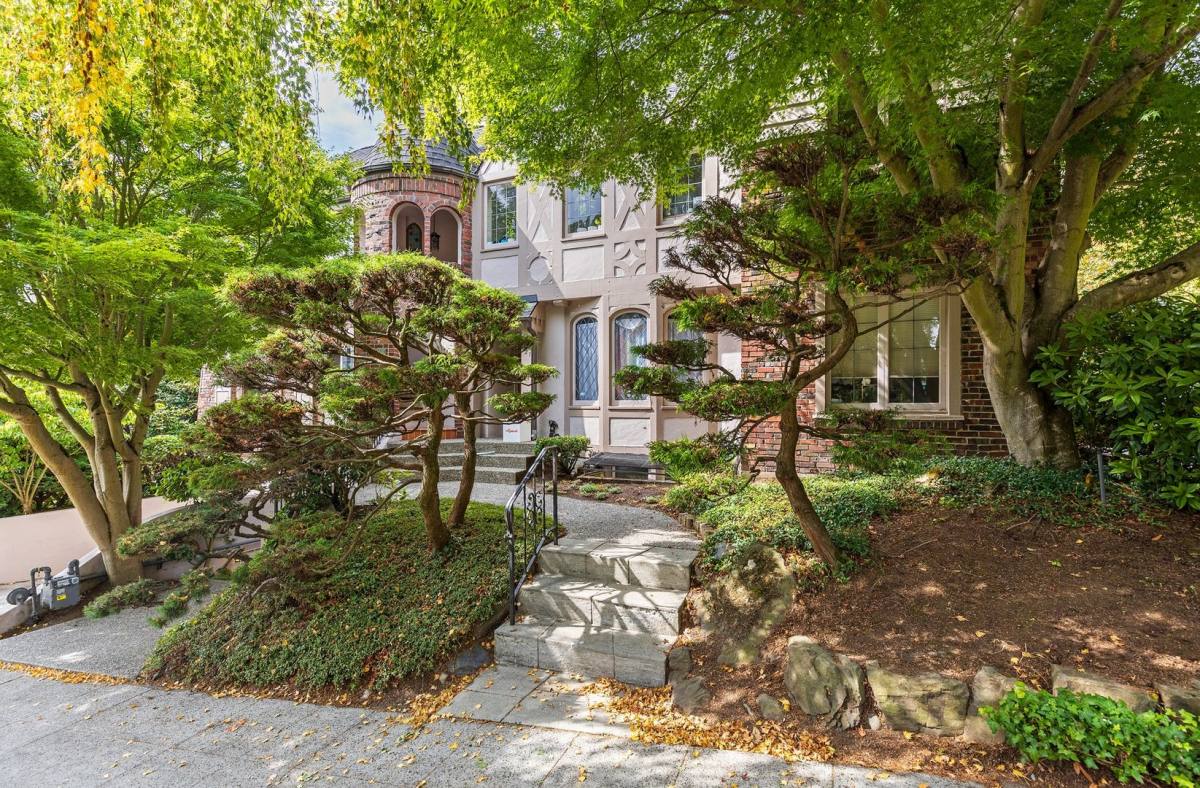 719 Warren Ave N, Seattle, WA 98109 | RentalSource