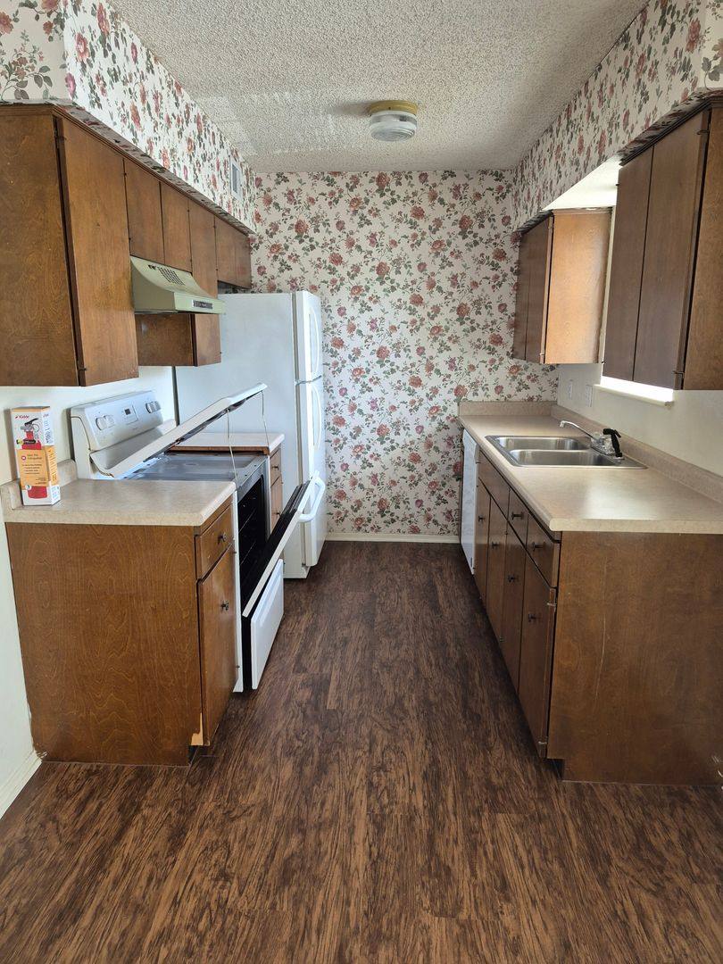 8289 Shadow Wood Dr, Woodway, TX 76712 - $1,150 | RentalSource