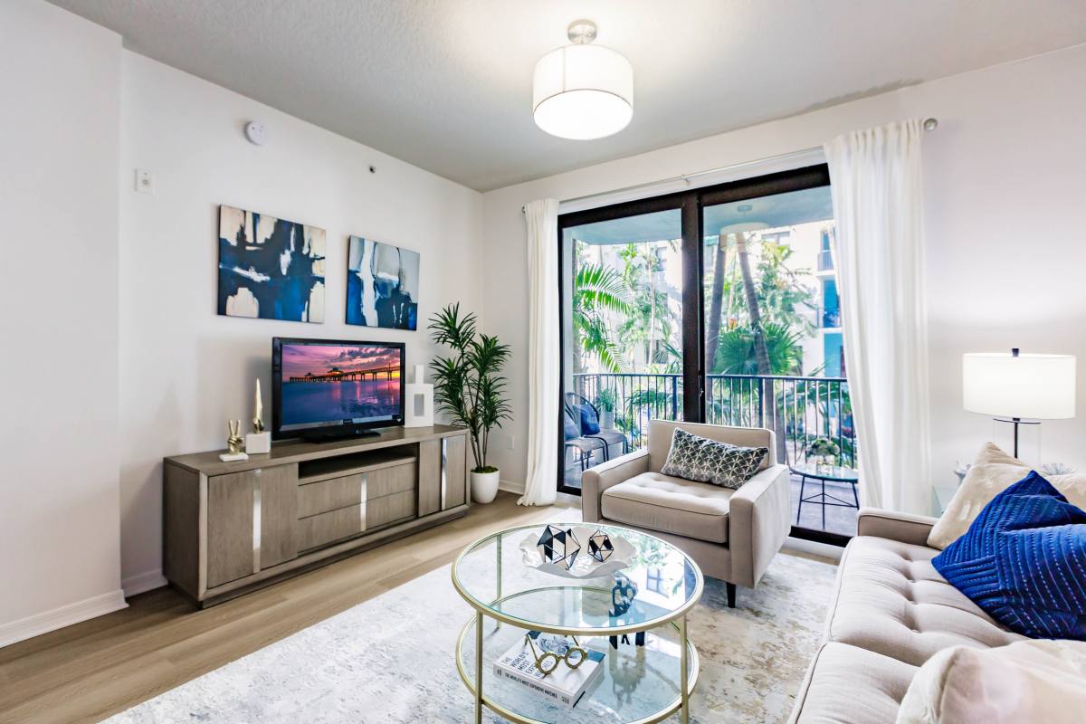 Aviah Flagler Village - Fort Lauderdale, FL 33301 - $3,310