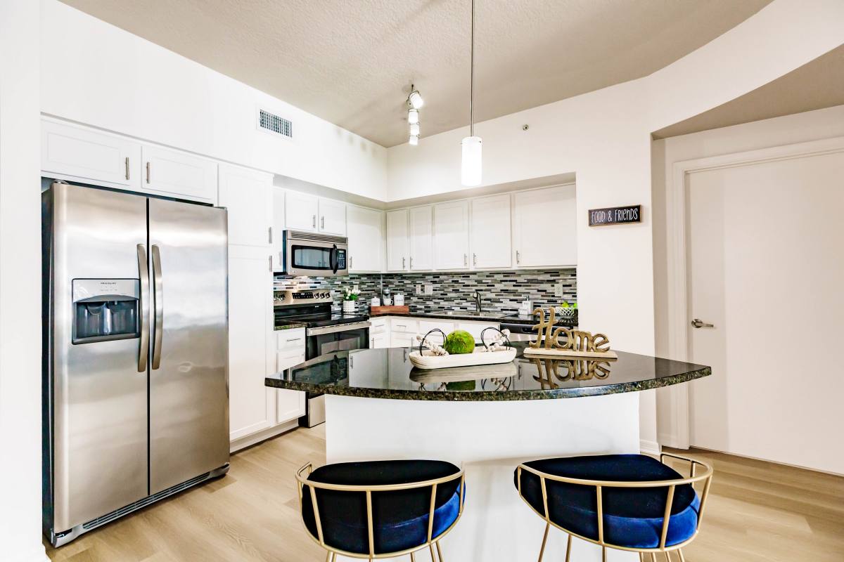 Aviah Flagler Village - Fort Lauderdale, FL 33301 - $3,310