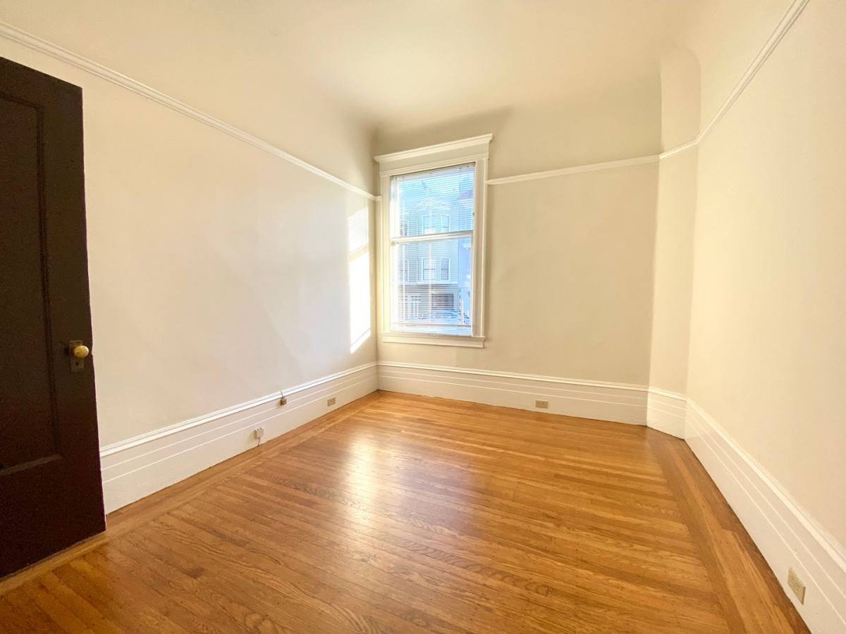 1050 Stanyan St, San Francisco, CA 94117 (#82898528) | RentalSource