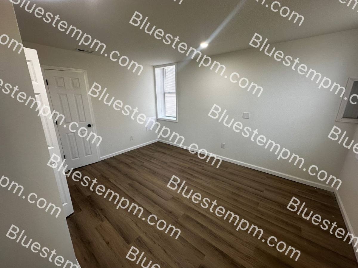 1115-1117 Felix St, Saint Joseph, MO 64501 | RentalSource