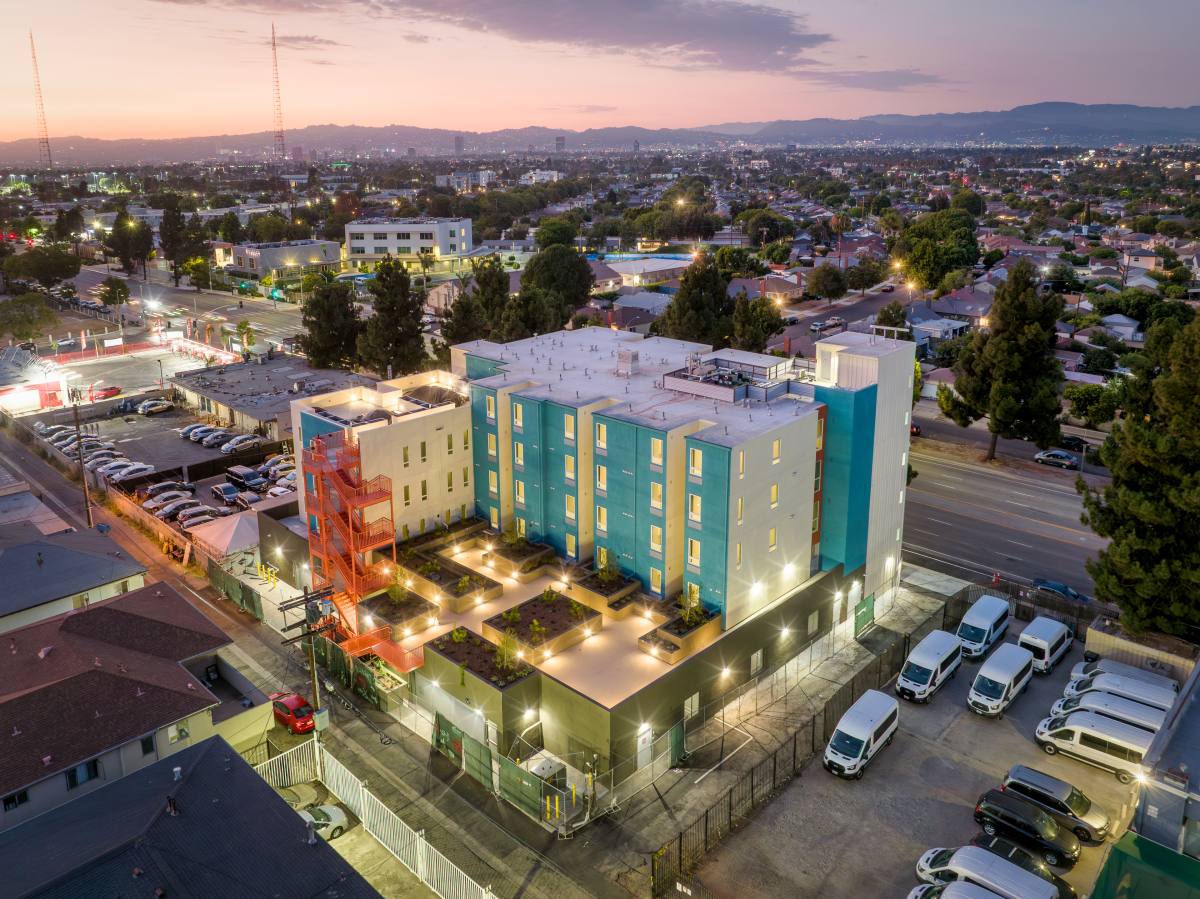 4007 W Martin Luther King Jr Blvd, Los Angeles, CA 90008