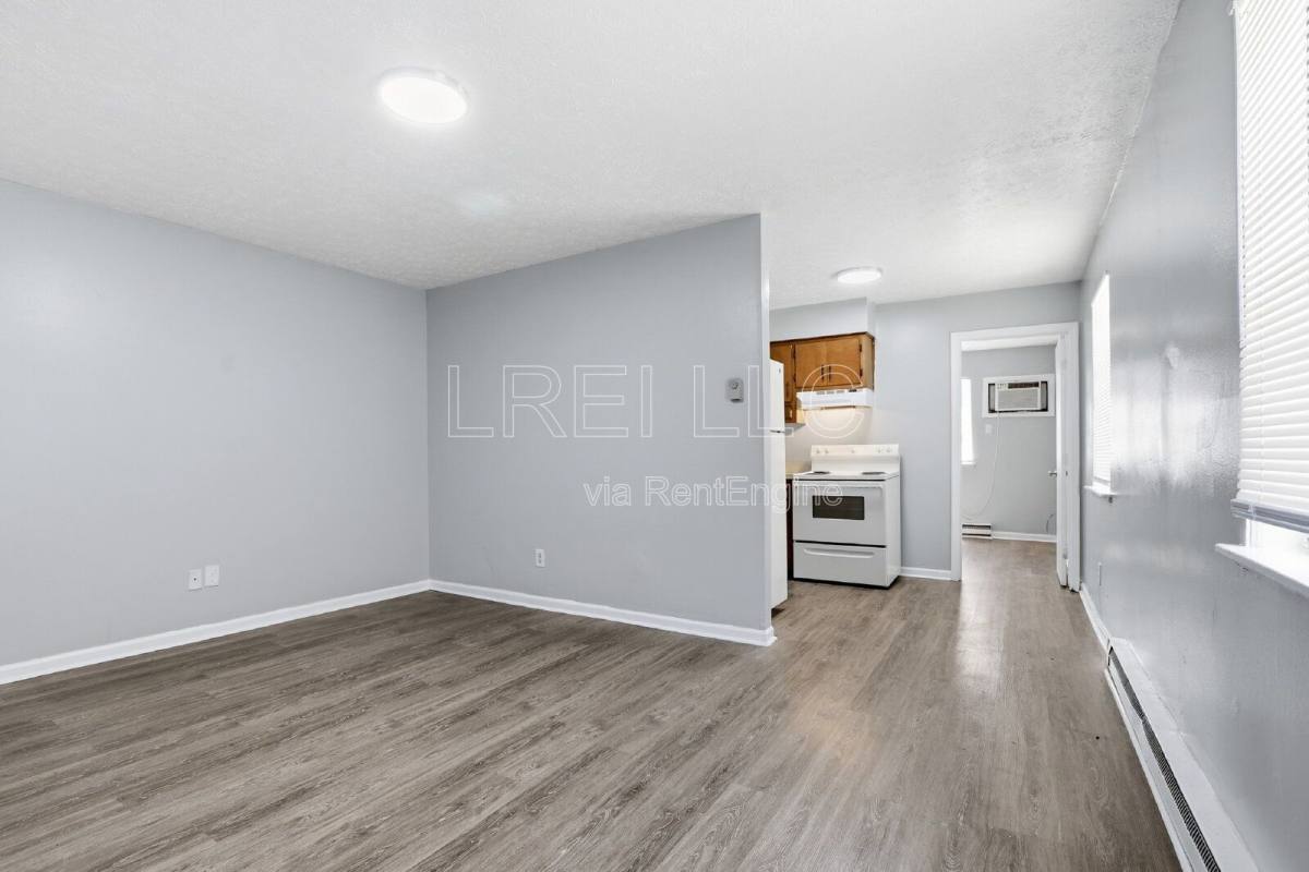 176 Thistlewood Ave in Frankfort, KY | $725 - $725 | 1 Bed 1 Bath 580 ...